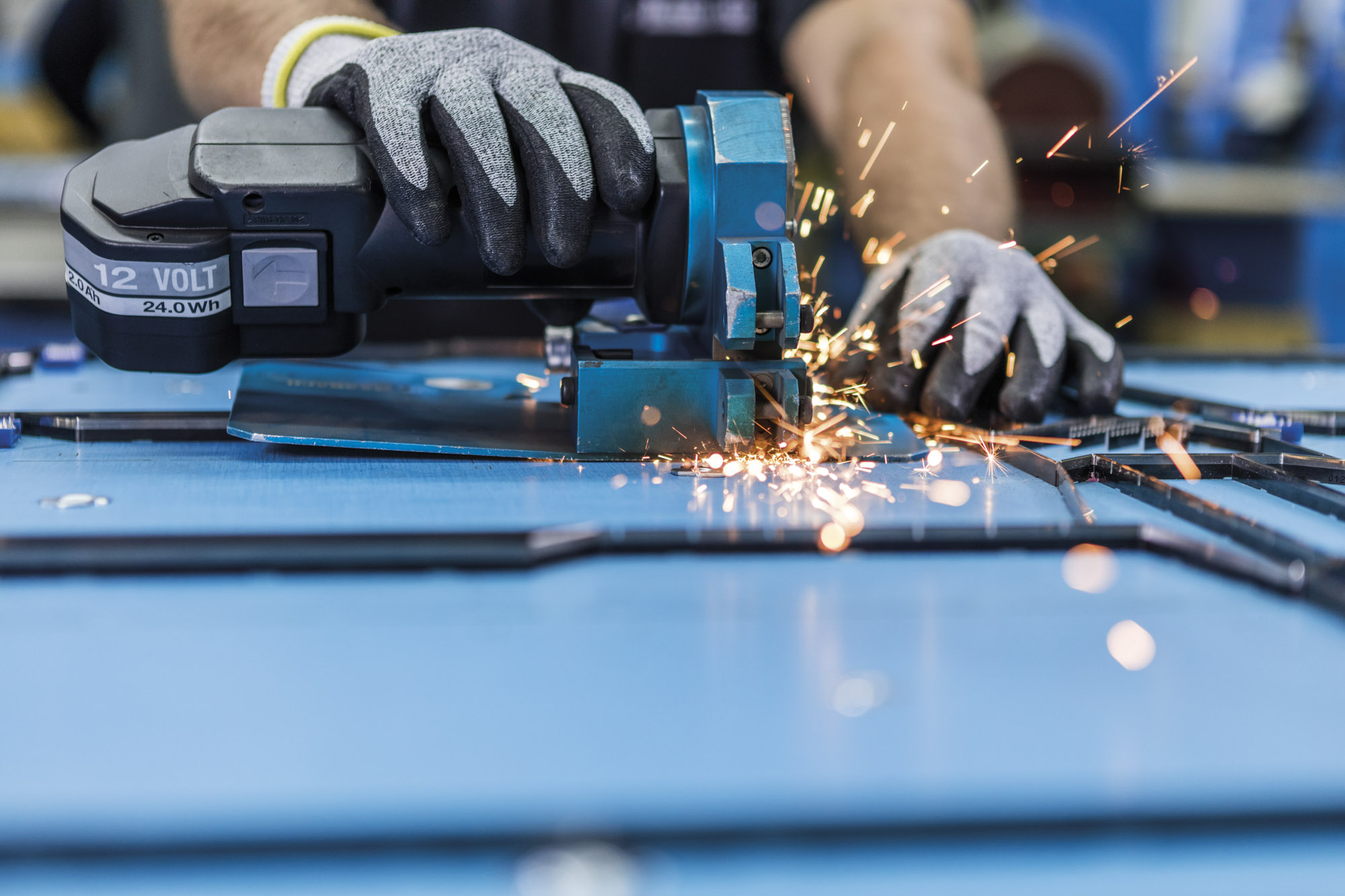 Battery powered nick grinder – ThePackagingPortal.com